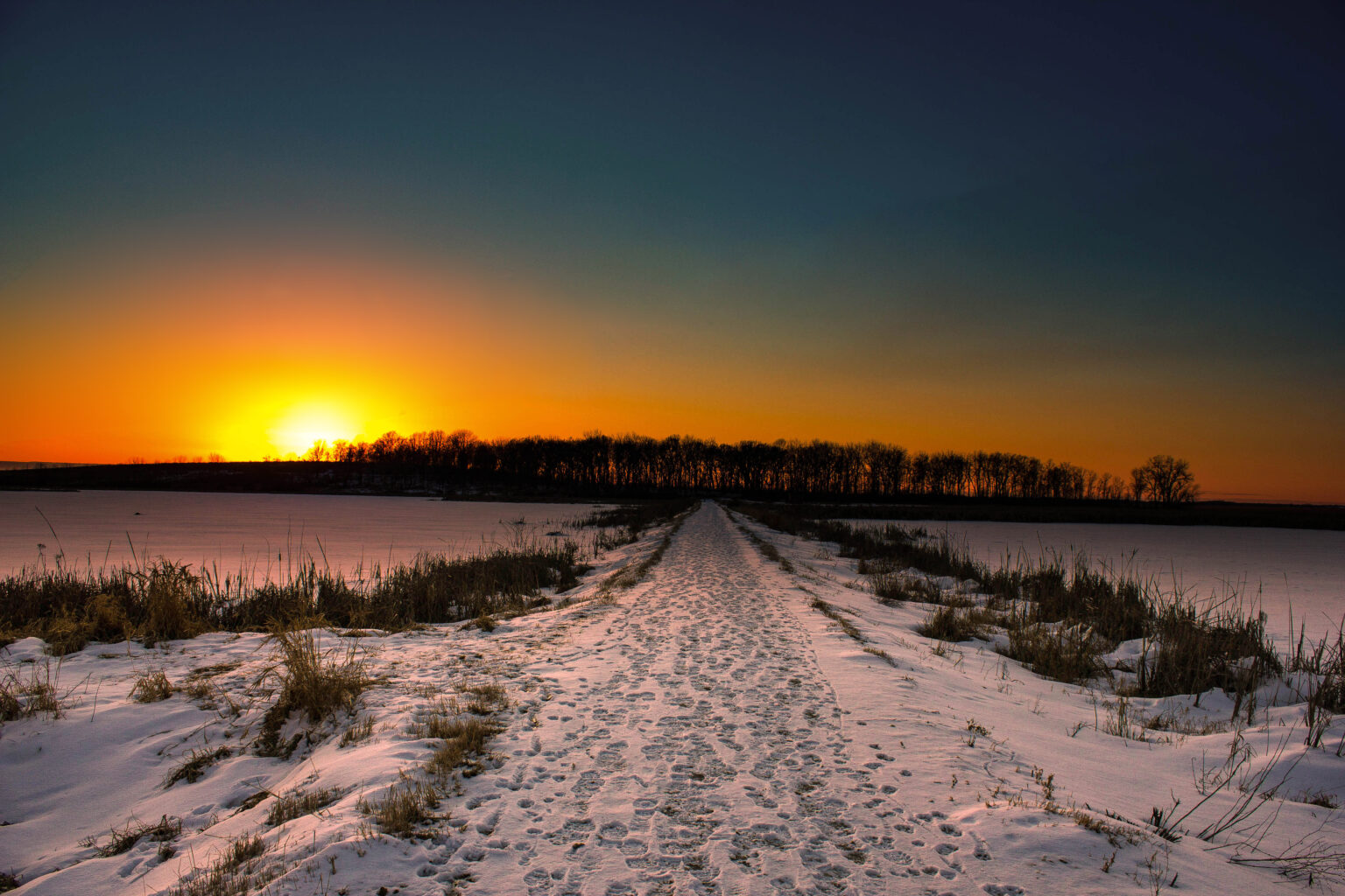 15+ Best Places To Visit In Wisconsin This Winter