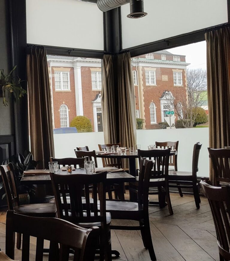 10+ Best Restaurants To Visit In Richmond, VA