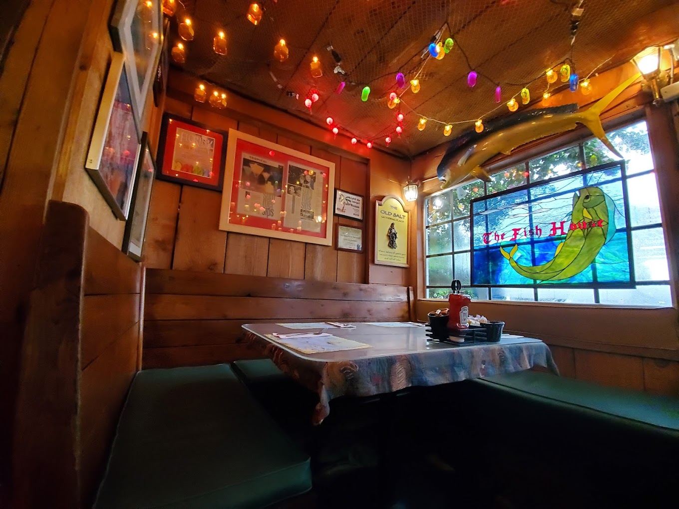10+ Best Restaurants To Visit In Key Largo
