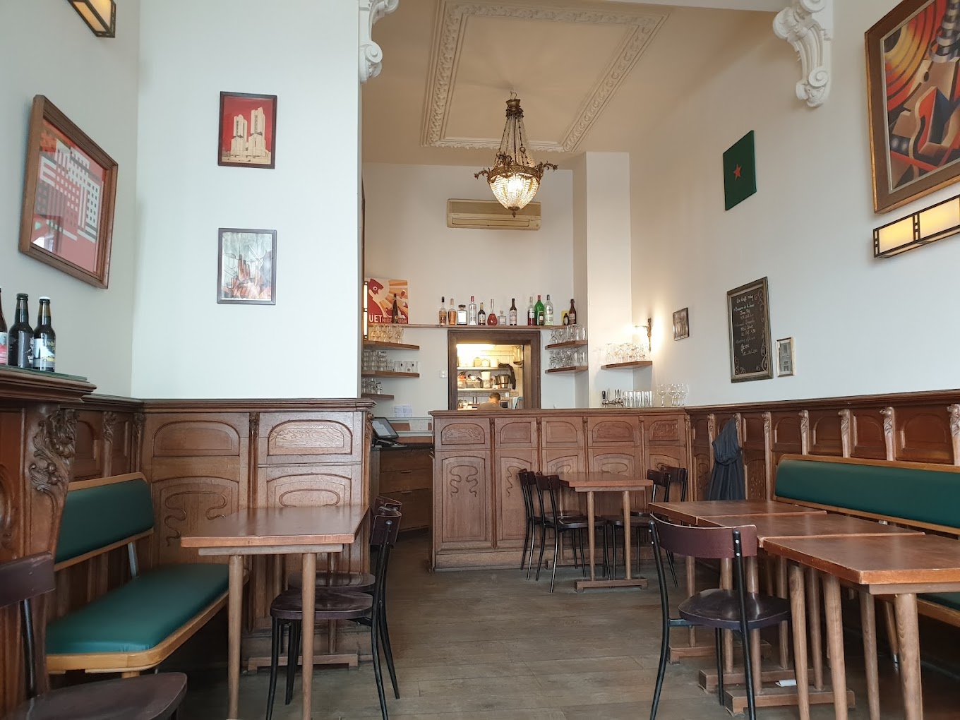 10+ Best Restaurants To Visit In Brussels: A Foodie’s Paradise