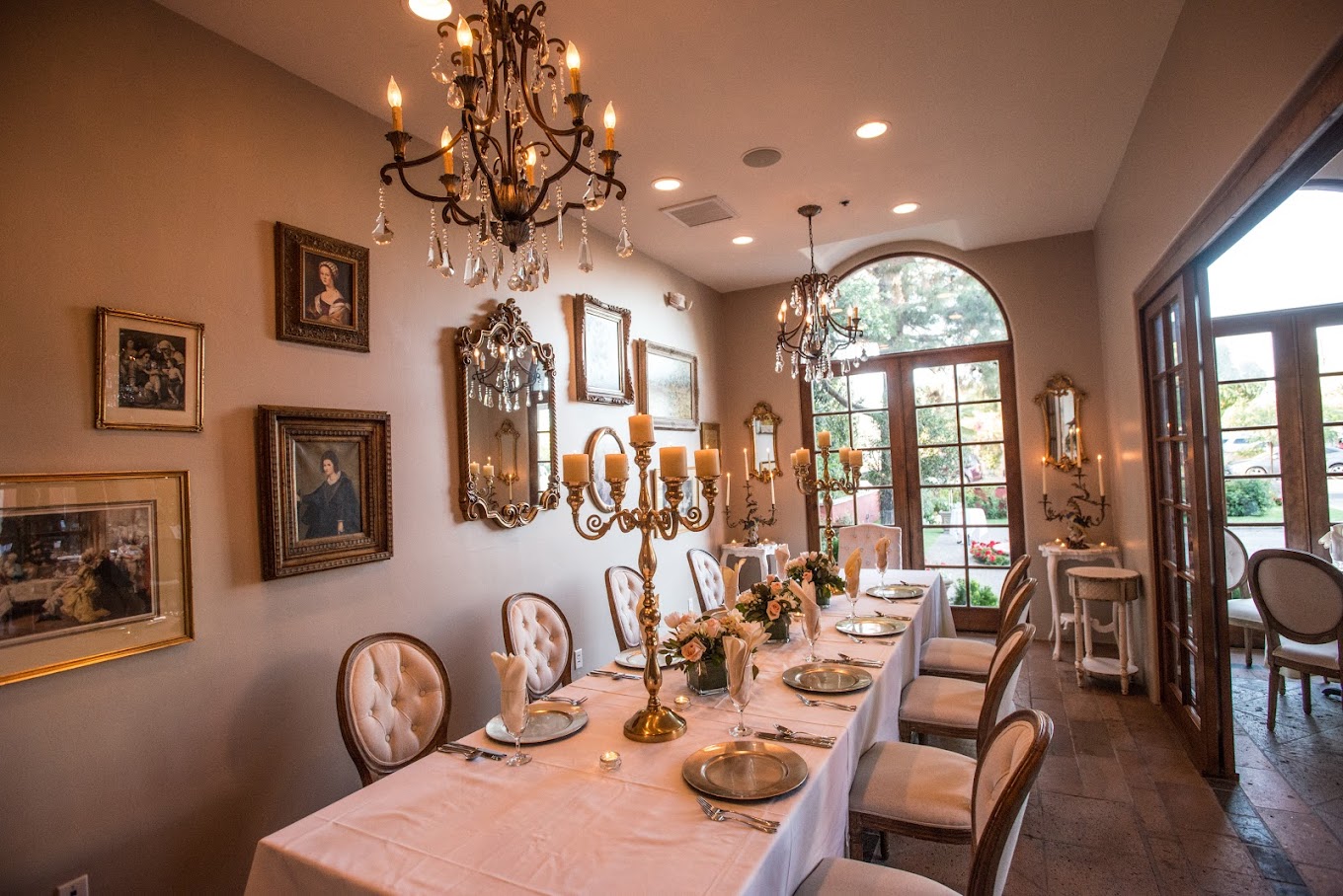15+ Best Restaurants To Visit In Scottsdale, Arizona