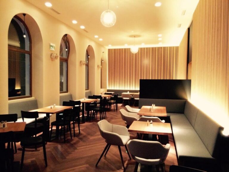 15+ Best Restaurants To Visit In Vienna: A Food Lover's Guide
