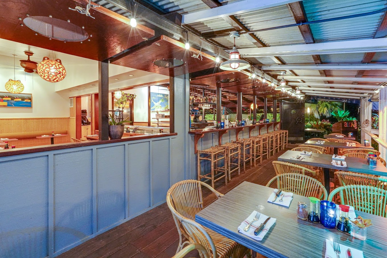 15+ Best Restaurants To Visit In Kauai: A Food Lover’s Paradise