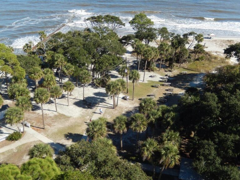 15+ Best Places to Visit in South Carolina This Spring