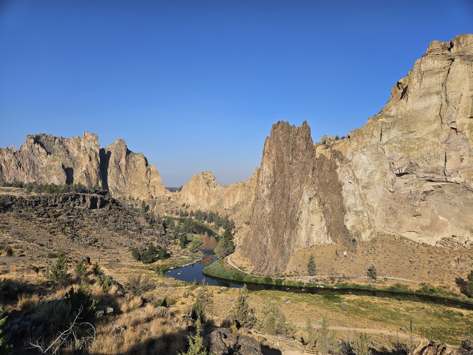 15+ Best Places to Visit in Oregon This Spring