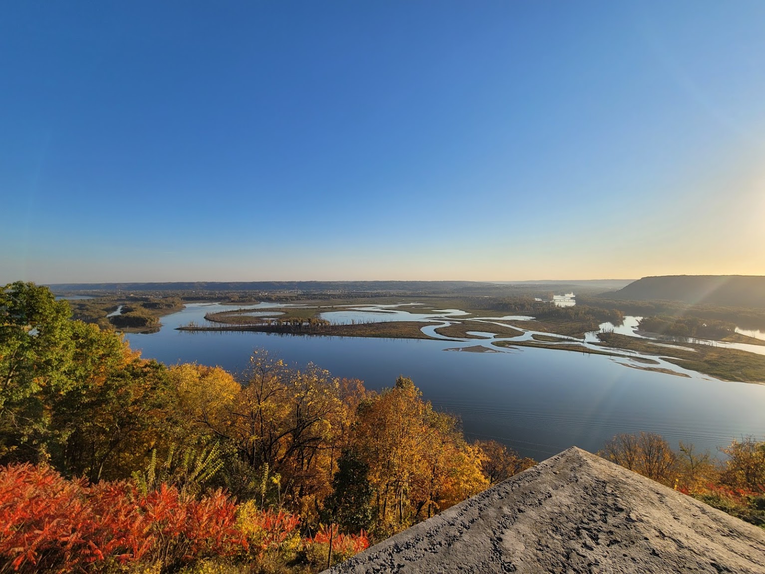 15+ Best Places to Visit in Iowa This Spring