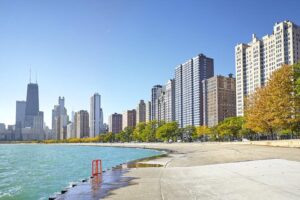 15+ Best Places to Visit in Illinois This Summer