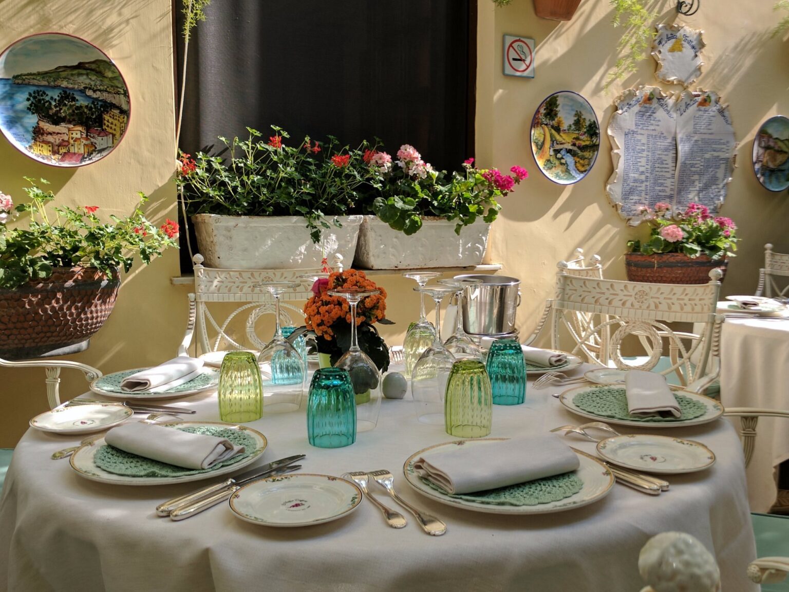 15+ Best Restaurants To Visit In Amalfi Coast Italy
