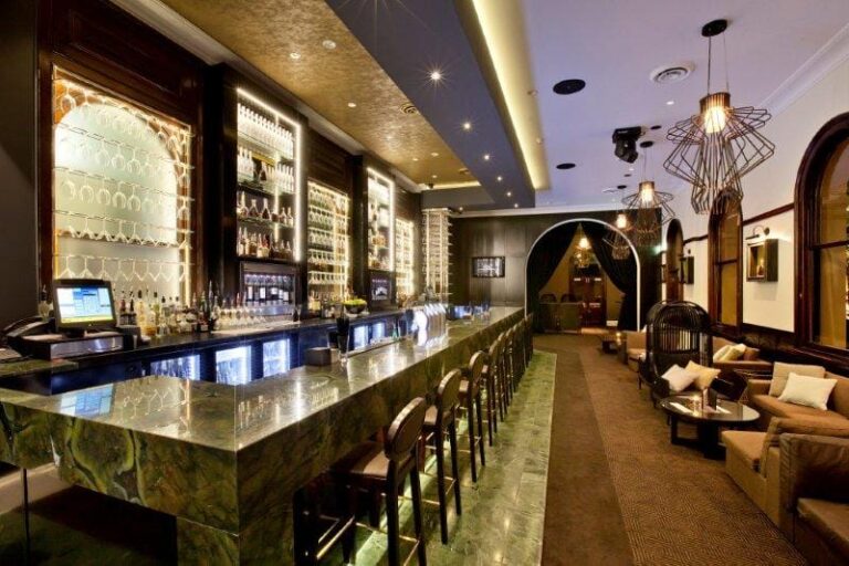 15+ Best Restaurants To Visit In Broadbeach QLD – A Food Lover’s Paradise