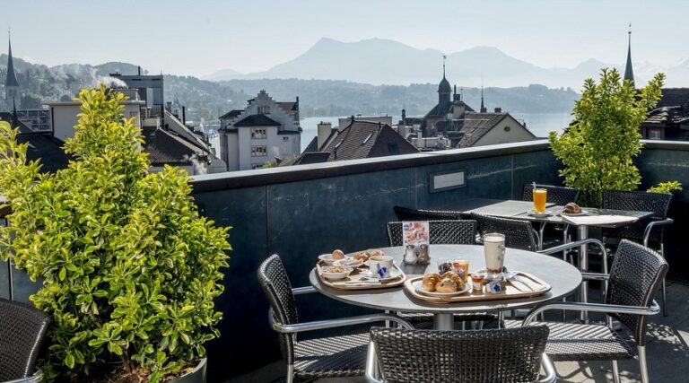10+ Best Restaurants To Visit in Lucerne