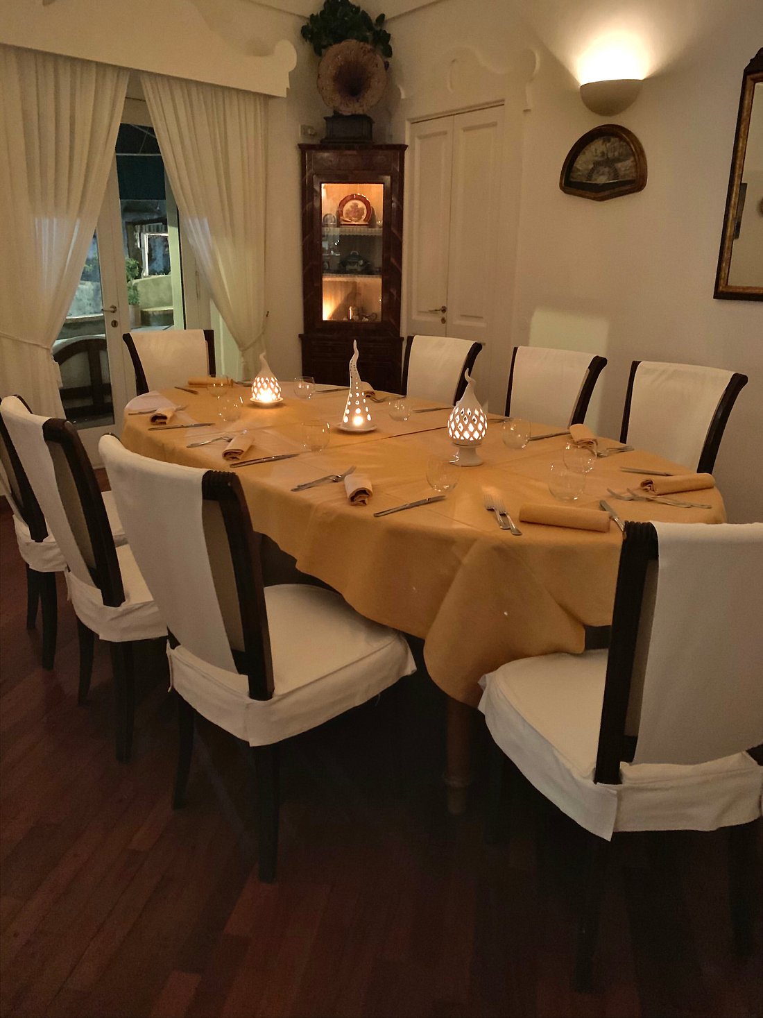 15+ Best Restaurants To Visit In Amalfi Coast Italy
