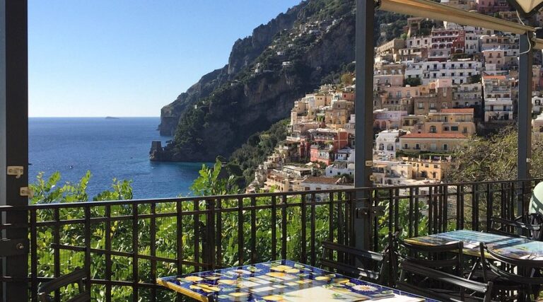 15+ Best Restaurants To Visit In Positano – A Food Lover’s Dream Guide