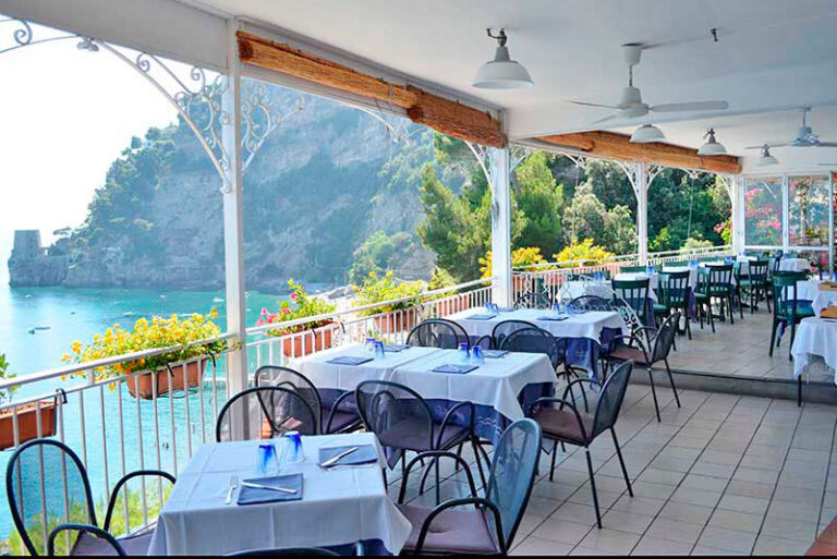 15+ Best Restaurants To Visit In Positano – A Food Lover’s Dream Guide