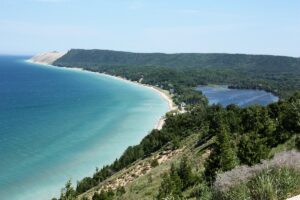 15+ Best Places To Visit In Michigan This Summer
