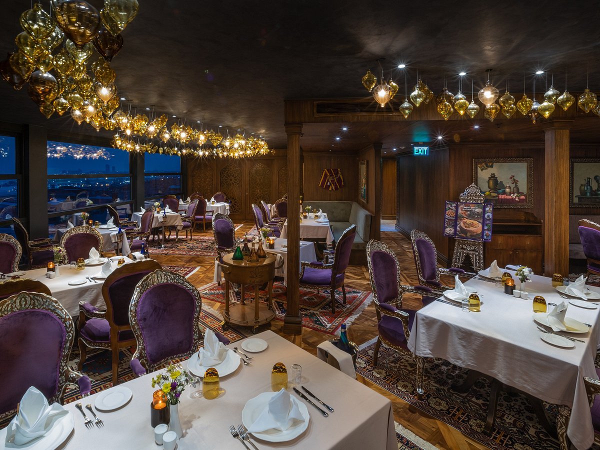 10+ Best Restaurants To Visit in Taksim Square – A Food Lover’s Paradise